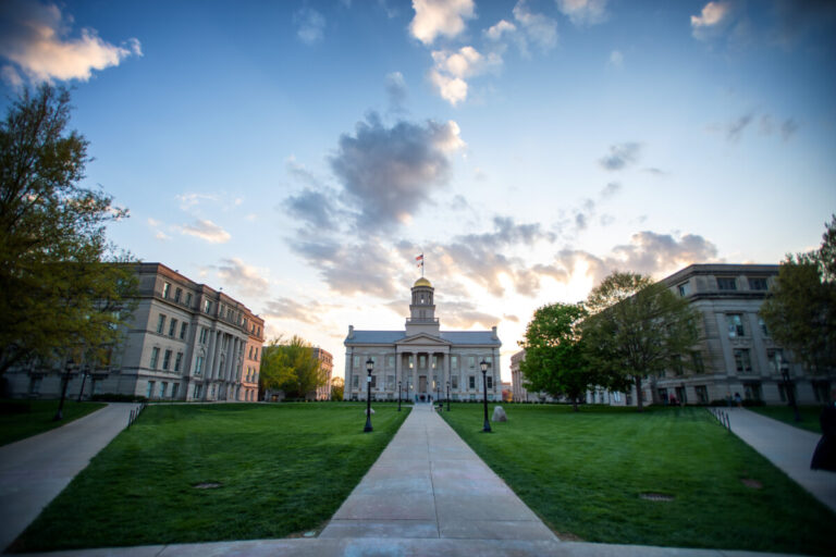 Housing 1: West Side, Best Side? – Iowa Admissions