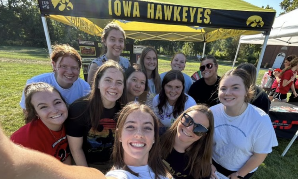 Top 10 Fall Things at the University of Iowa – Kelsey